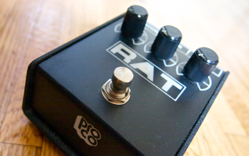PRO CO RAT DISTORTION - Pedalpedia - Pedais e Pedaleiras